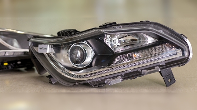 KCC, 車헤드램프용 도료 세계 최초 'AMECA 8년 인증' 획득