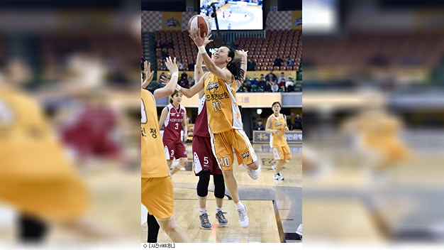 '변연하 11AS' KB, KDB 꺾고 공동 4위