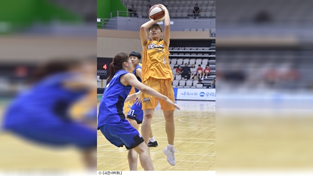 KB스타즈, KDB생명 꺾고 '박신자컵 우승'