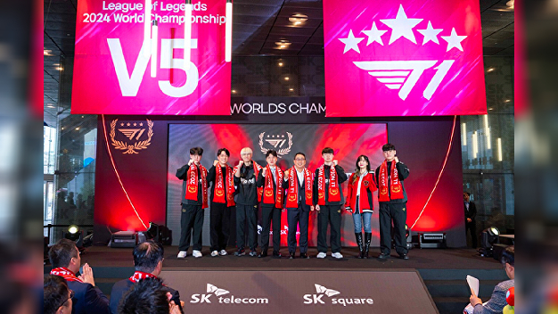 SKT-SK스퀘어 "7년만의 우승"…T1 롤드컵 축하 행사 개최