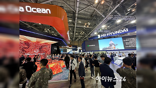 HD현대重 vs 한화오션 내년 KDDX 수주전…벌써부터 후끈