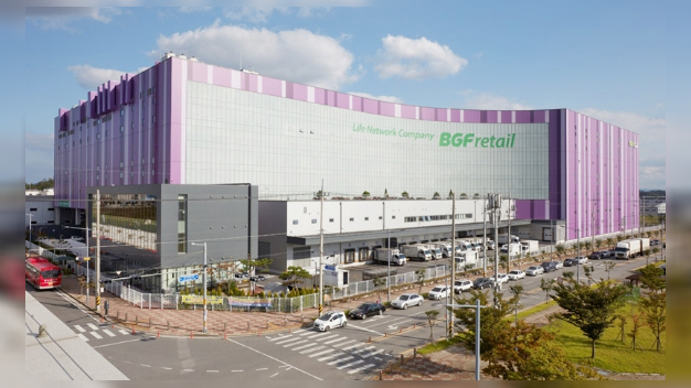 BGF리테일, 2분기 구조적 성장 가능…목표가↑-한화證