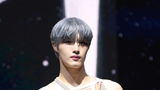 [포토]CIX 현석, 조각상 비주얼